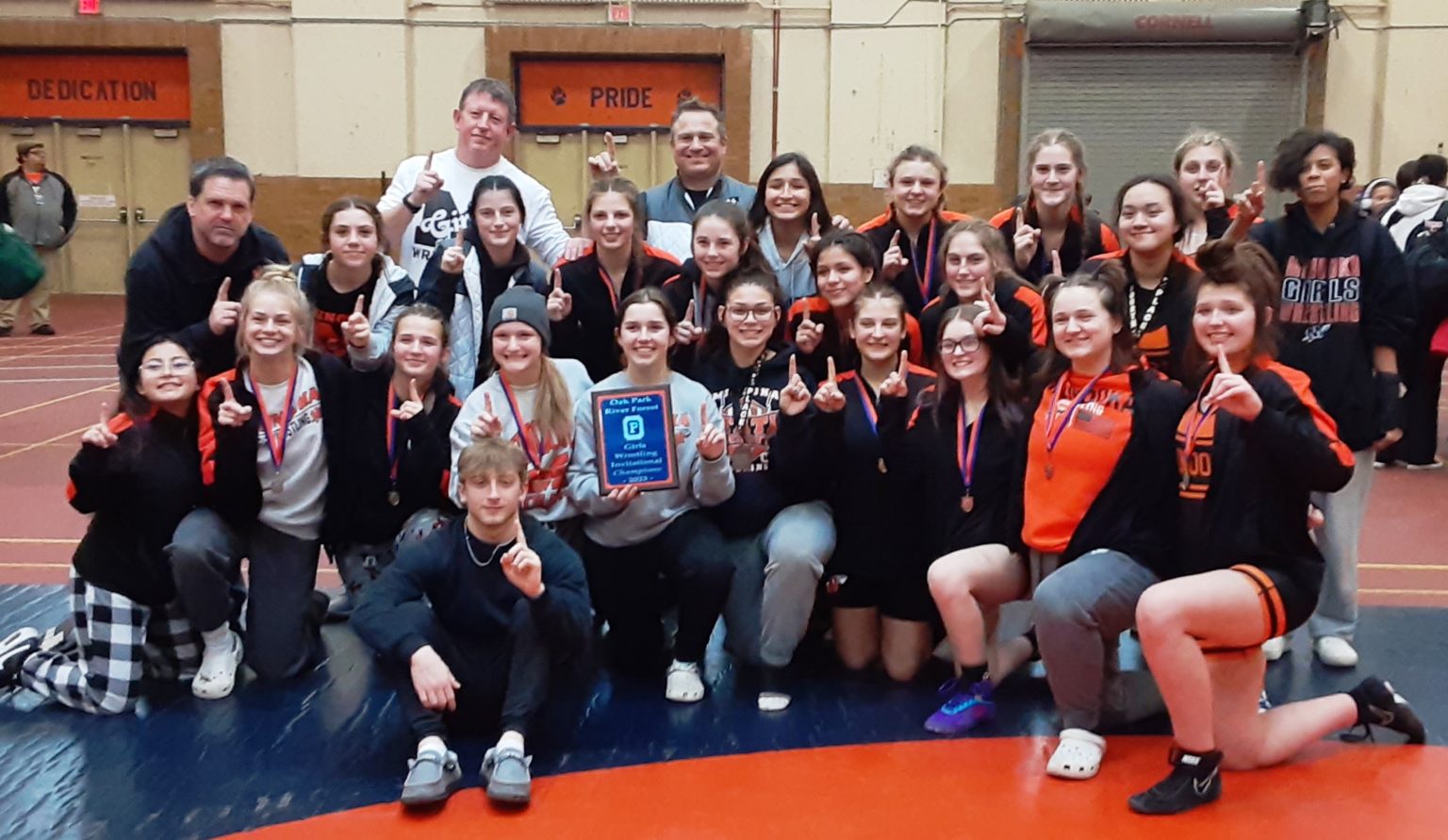 Minooka captures title at OPRF Invitational - Illinois Wrestling ...