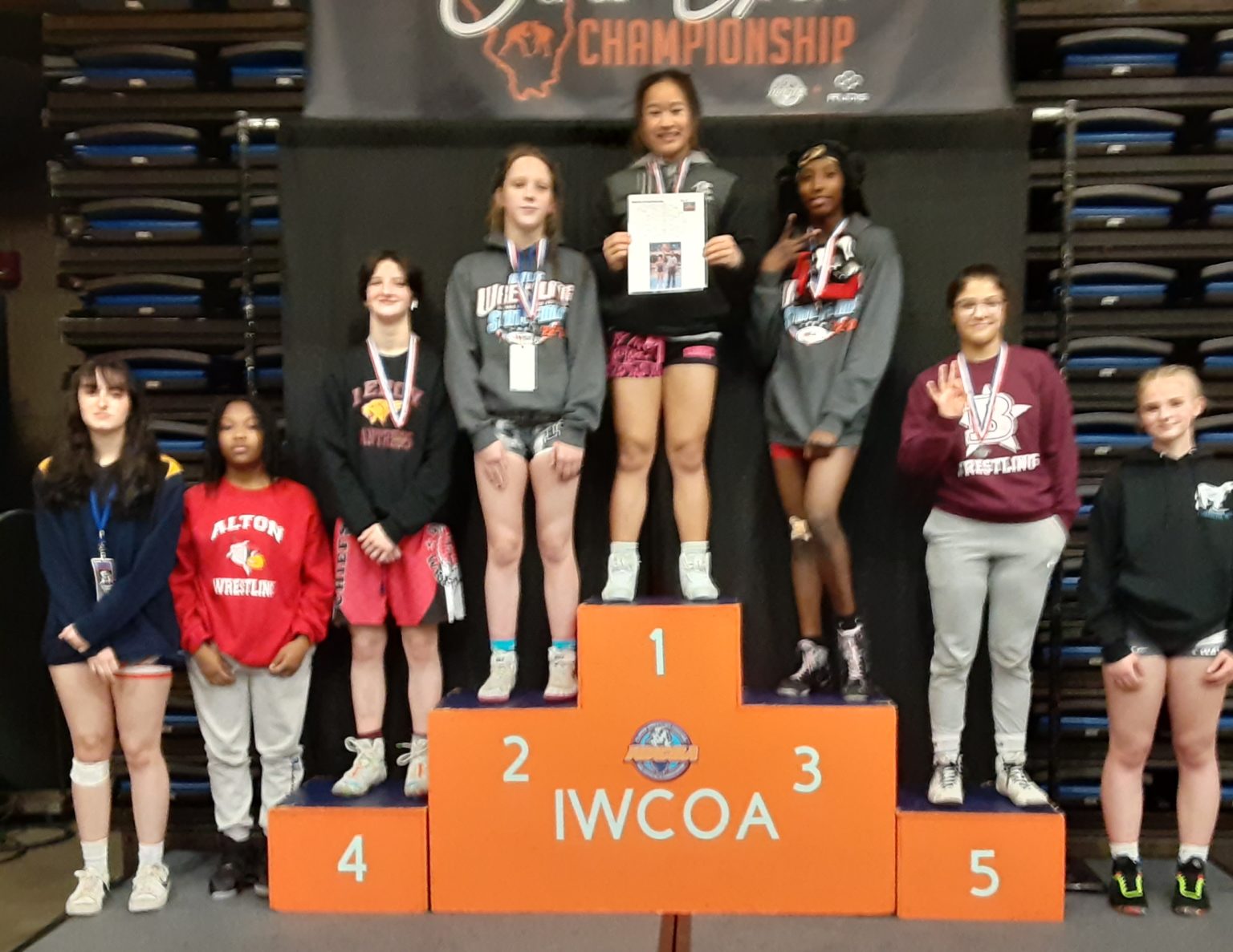 Hoffman Estates has two champions, Conant gets seven medalists at IWCOA ...