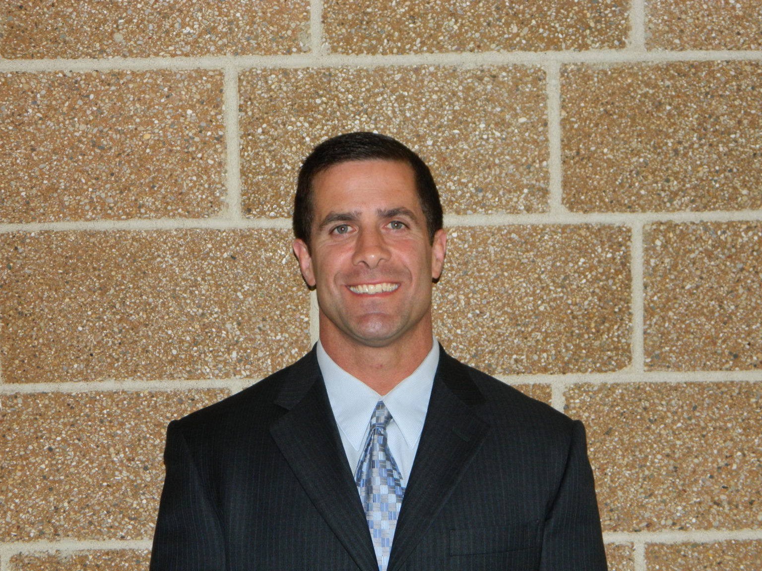 Dr. Dan McDonnell - Illinois Wrestling Coaches and Officials Association