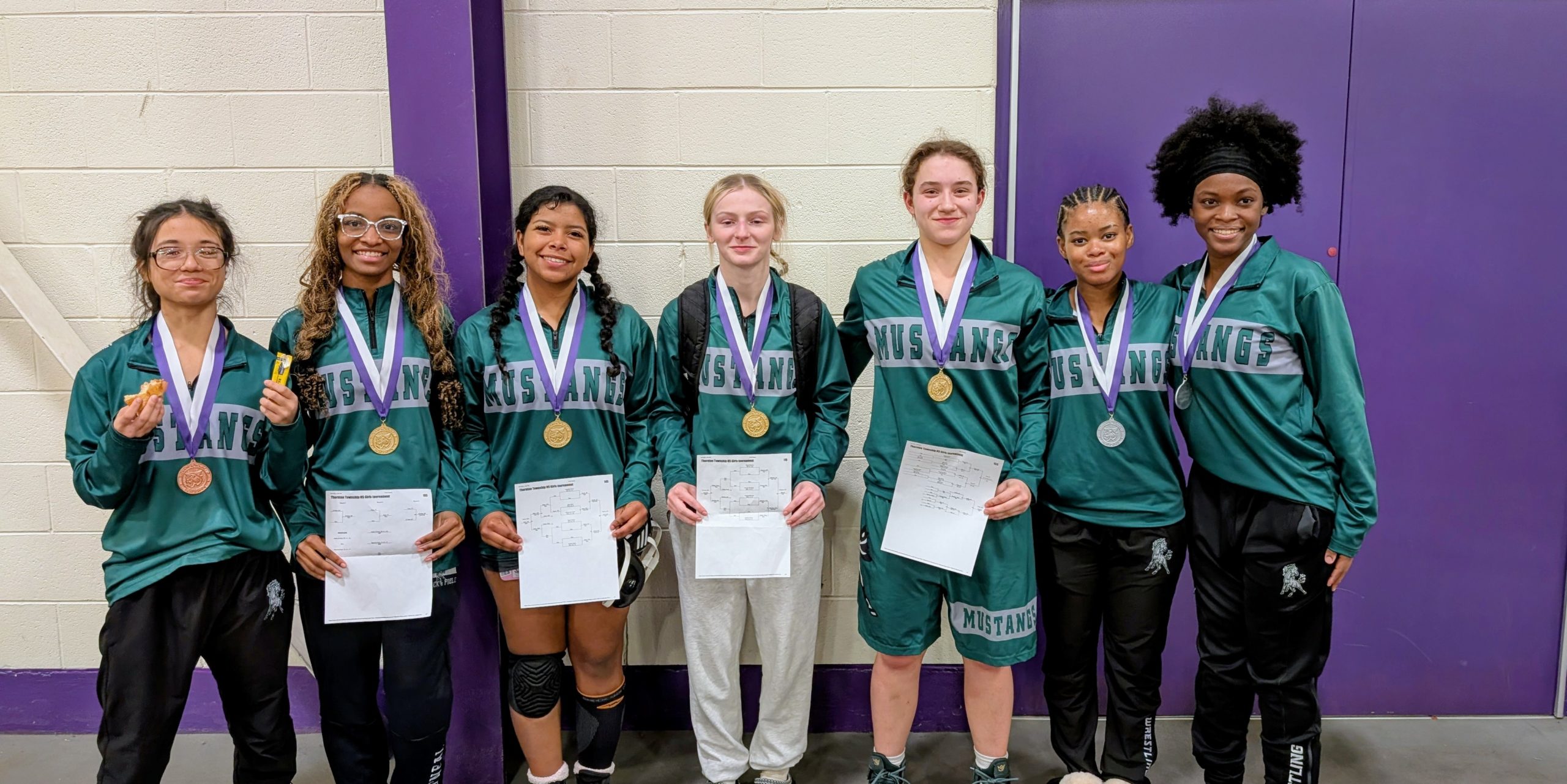 Girls recap: Thornton, Beat the Streets - Illinois Wrestling Coaches and Officials Association